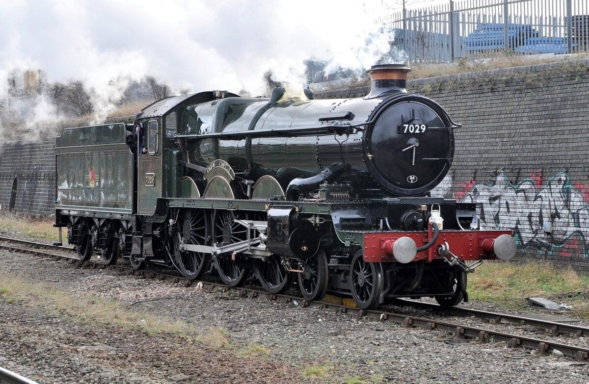 Vintage Trains back on the rails with exciting 2019 railtour programme ...