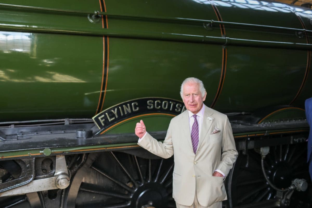 Flying Scotsman hauls Royal Train for centenary tour | The Railway Hub