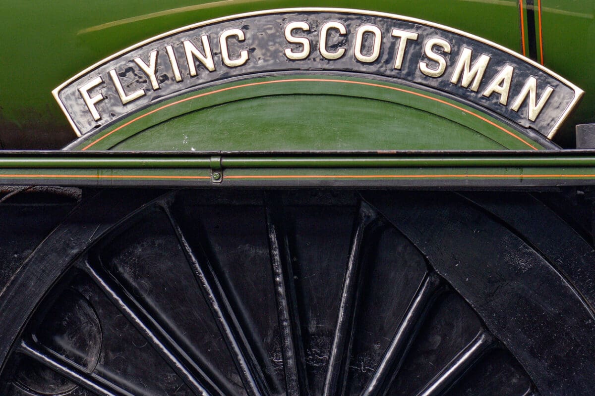 Investigation launched into Flying Scotsman crash | The Railway Hub