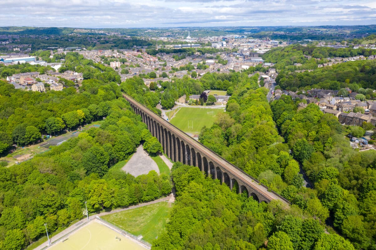 £48m awarded to improve Penistone railway line | The Railway Hub
