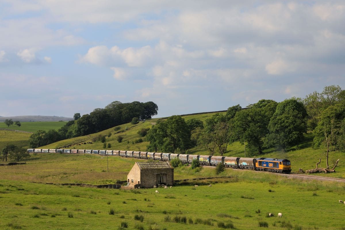 Top tips for rail photography: Class 60s on the Rylstone branch | The ...